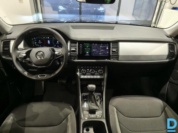 Черный Шкода Kodiaq 2023 в Рига, объемом двигателя 2.00 л и пробегом 224 тыс. км за 23990 €, фото 5 на AUTOMOTO.COM.LV
