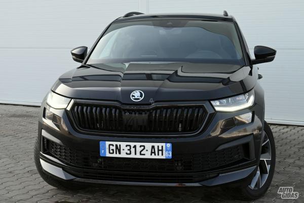 Black Skoda Kodiaq 2023 in Kretinga, with an engine capacity of 2.00 L and mileage of 283 thousand km for 21999 €, photo 2 on AUTOMOTO.COM.LV