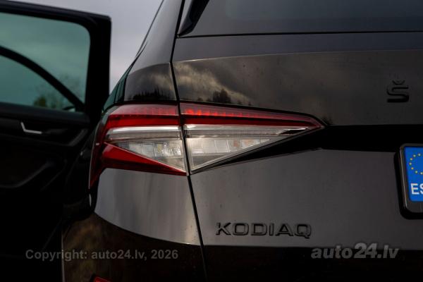 Melns Skoda Kodiaq 2023 Tallina, ar dzinēja tilpumu 2.00 L un nobraukumu 94 tūkst. km par 36000 €, foto 10 vietnē AUTOMOTO.COM.LV