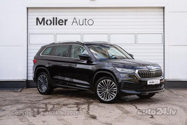 Black Skoda Kodiaq 2023 in Riga, with an engine capacity of 2.00 L and mileage of 145 thousand km for 38635 €, photo 2 on AUTOMOTO.COM.LV