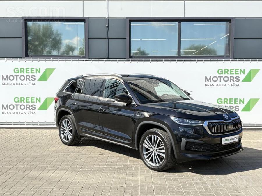 Melns Skoda Kodiaq 2023 Rīga, ar dzinēja tilpumu 2.00 L un nobraukumu 48 tūkst. km par 35000 €, foto 3 vietnē AUTOMOTO.COM.LV