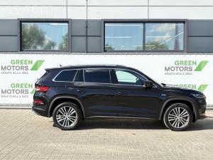 Черный Шкода Kodiaq 2023 в Рига, объемом двигателя 2.00 л и пробегом 48 тыс. км за 35000 €, фото 6 на AUTOMOTO.COM.LV