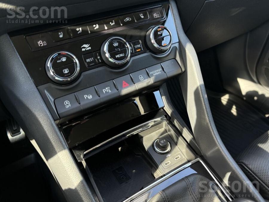 Черный Шкода Kodiaq 2023 в Рига, объемом двигателя 2.00 л и пробегом 48 тыс. км за 35000 €, фото 21 на AUTOMOTO.COM.LV