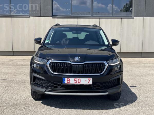 Melns Skoda Kodiaq 2023 Rīga, ar dzinēja tilpumu 2.00 L un nobraukumu 201 tūkst. km par 22590 €, foto 2 vietnē AUTOMOTO.COM.LV