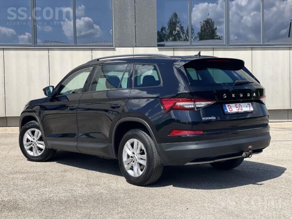 Melns Skoda Kodiaq 2023 Rīga, ar dzinēja tilpumu 2.00 L un nobraukumu 201 tūkst. km par 22590 €, foto 4 vietnē AUTOMOTO.COM.LV