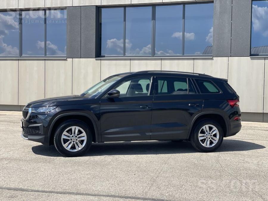 Melns Skoda Kodiaq 2023 Rīga, ar dzinēja tilpumu 2.00 L un nobraukumu 201 tūkst. km par 22590 €, foto 13 vietnē AUTOMOTO.COM.LV