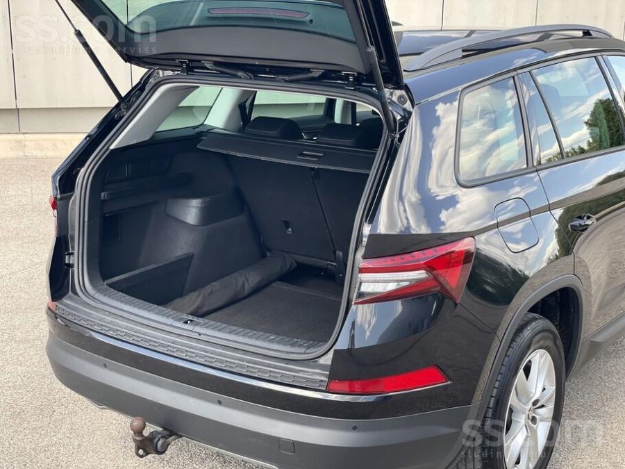 Melns Skoda Kodiaq 2023 Rīga, ar dzinēja tilpumu 2.00 L un nobraukumu 201 tūkst. km par 22590 €, foto 16 vietnē AUTOMOTO.COM.LV