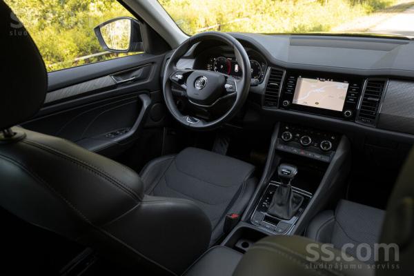 Black Skoda Kodiaq 2023 in Riga, with an engine capacity of 2.00 L and mileage of 222 thousand km for 23300 €, photo 7 on AUTOMOTO.COM.LV