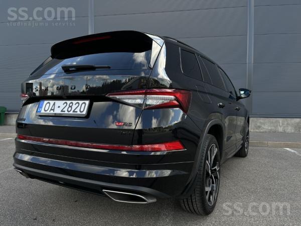 Melns Skoda Kodiaq 2023 Rīga, ar dzinēja tilpumu 2.00 L un nobraukumu 58 tūkst. km par 35990 €, foto 4 vietnē AUTOMOTO.COM.LV