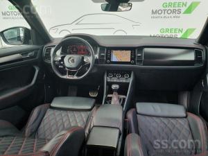 Черный Шкода Kodiaq 2023 в Рига, объемом двигателя 2.00 л и пробегом 40 тыс. км за 35000 €, фото 8 на AUTOMOTO.COM.LV