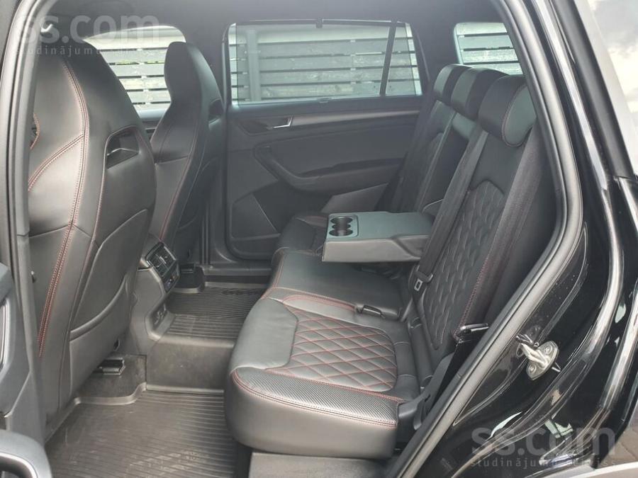 Черный Шкода Kodiaq 2023 в Рига, объемом двигателя 2.00 л и пробегом 40 тыс. км за 35000 €, фото 10 на AUTOMOTO.COM.LV