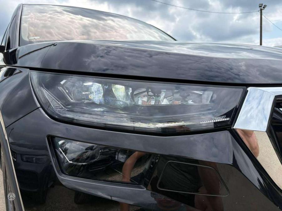 Черный Шкода Kodiaq 2023 в Вильнюс, объемом двигателя 1.97 л и пробегом 158 тыс. км за 26990 €, фото 4 на AUTOMOTO.COM.LV