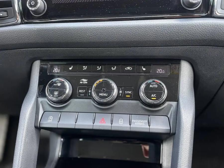 Melns Skoda Kodiaq 2023 Sigulda, ar dzinēja tilpumu 2.00 L un nobraukumu 201 tūkst. km par 22590 €, foto 23 vietnē AUTOMOTO.COM.LV