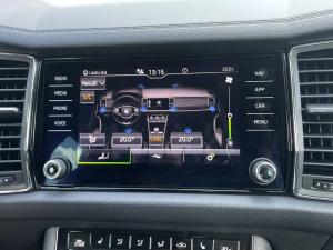 Melns Skoda Kodiaq 2023 Sigulda, ar dzinēja tilpumu 2.00 L un nobraukumu 201 tūkst. km par 22590 €, foto 28 vietnē AUTOMOTO.COM.LV