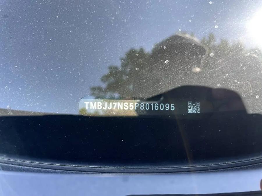 Melns Skoda Kodiaq 2023 Sigulda, ar dzinēja tilpumu 2.00 L un nobraukumu 201 tūkst. km par 22590 €, foto 29 vietnē AUTOMOTO.COM.LV