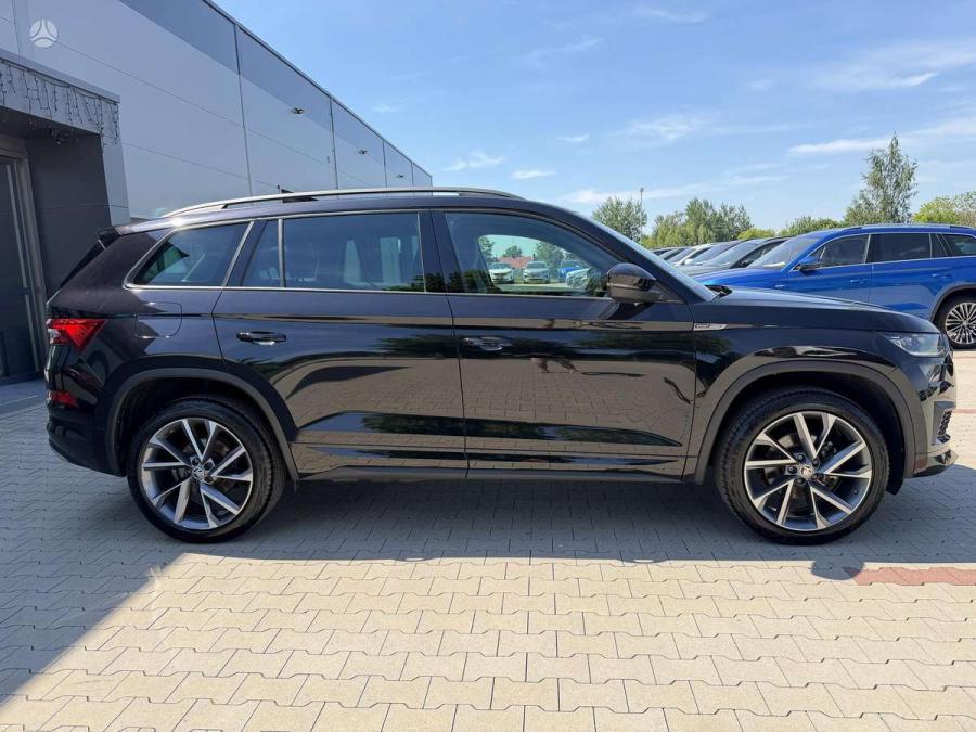 Melns Skoda Kodiaq 2023 Šauļi, ar dzinēja tilpumu 1.50 L un nobraukumu 188 tūkst. km par 24188 €, foto 4 vietnē AUTOMOTO.COM.LV