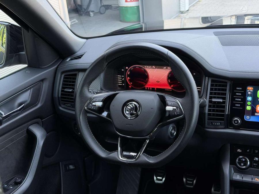 Melns Skoda Kodiaq 2023 Šauļi, ar dzinēja tilpumu 1.50 L un nobraukumu 188 tūkst. km par 24188 €, foto 16 vietnē AUTOMOTO.COM.LV