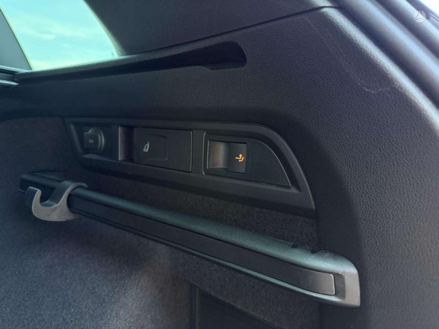 Melns Skoda Kodiaq 2023 Šauļi, ar dzinēja tilpumu 1.50 L un nobraukumu 188 tūkst. km par 24188 €, foto 24 vietnē AUTOMOTO.COM.LV