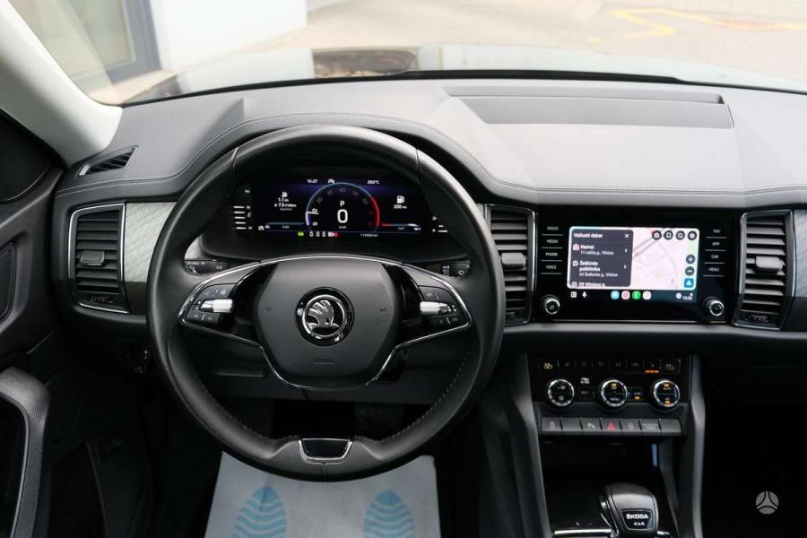 Черный Шкода Kodiaq 2023 в Вильнюс, объемом двигателя 1.98 л и пробегом 120 тыс. км за 29500 €, фото 6 на AUTOMOTO.COM.LV