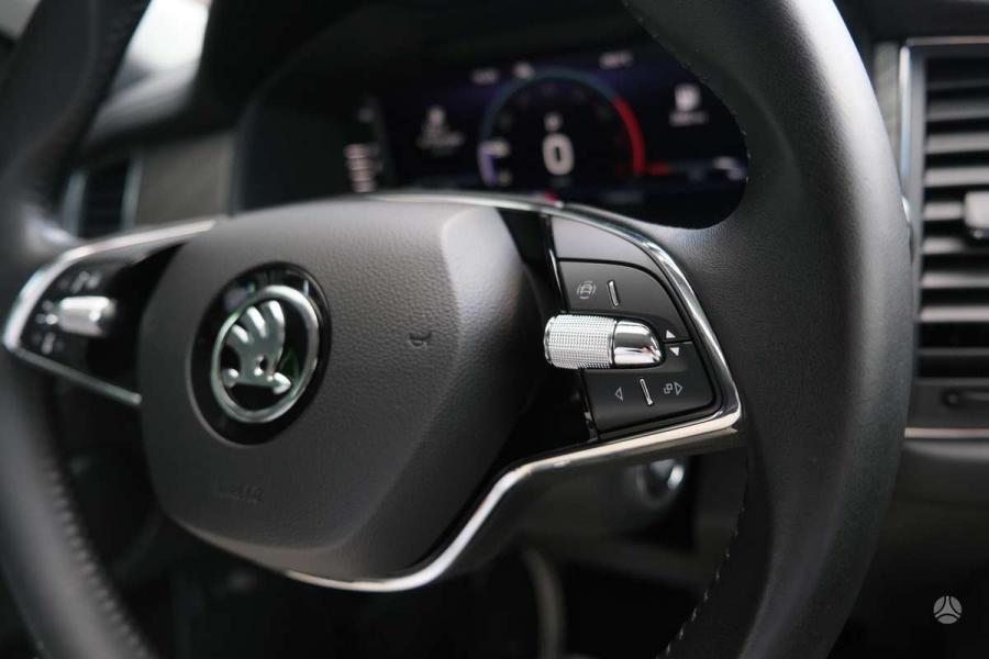 Черный Шкода Kodiaq 2023 в Вильнюс, объемом двигателя 1.98 л и пробегом 120 тыс. км за 29500 €, фото 21 на AUTOMOTO.COM.LV