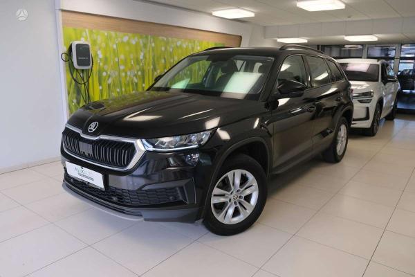Черный Шкода Kodiaq 2023 в Вильнюс, объемом двигателя 1.50 л и пробегом 89 тыс. км за 25400 €, фото 1 на AUTOMOTO.COM.LV