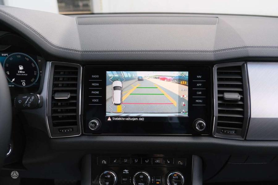 Черный Шкода Kodiaq 2023 в Вильнюс, объемом двигателя 1.50 л и пробегом 89 тыс. км за 25400 €, фото 12 на AUTOMOTO.COM.LV