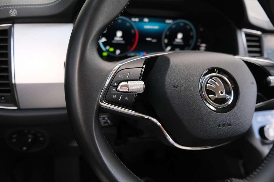 Черный Шкода Kodiaq 2023 в Вильнюс, объемом двигателя 1.50 л и пробегом 89 тыс. км за 25400 €, фото 20 на AUTOMOTO.COM.LV