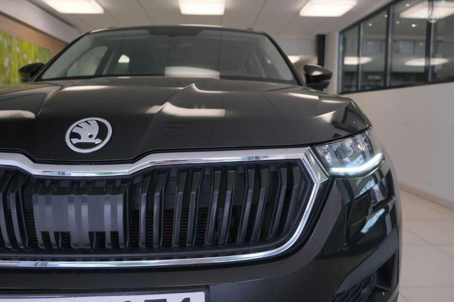 Черный Шкода Kodiaq 2023 в Вильнюс, объемом двигателя 1.50 л и пробегом 89 тыс. км за 25400 €, фото 29 на AUTOMOTO.COM.LV