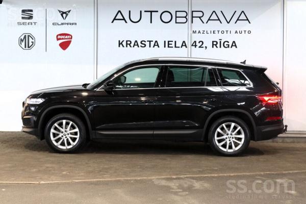 Melns Skoda Kodiaq 2023 Rīga, ar dzinēja tilpumu 2.00 L un nobraukumu 92 tūkst. km par 27600 €, foto 4 vietnē AUTOMOTO.COM.LV