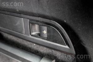 Черный Шкода Kodiaq 2023 в Рига, объемом двигателя 2.00 л и пробегом 92 тыс. км за 27600 €, фото 28 на AUTOMOTO.COM.LV