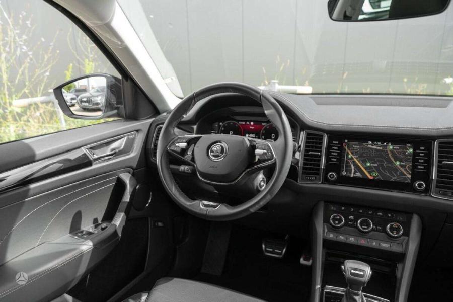 Black Skoda Kodiaq 2023 in Vilnius, with an engine capacity of 2.00 L and mileage of 163 thousand km for 27700 €, photo 10 on AUTOMOTO.COM.LV