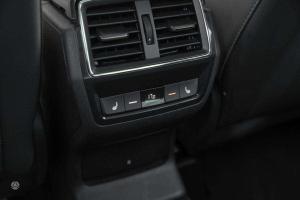 Black Skoda Kodiaq 2023 in Vilnius, with an engine capacity of 2.00 L and mileage of 163 thousand km for 27700 €, photo 26 on AUTOMOTO.COM.LV