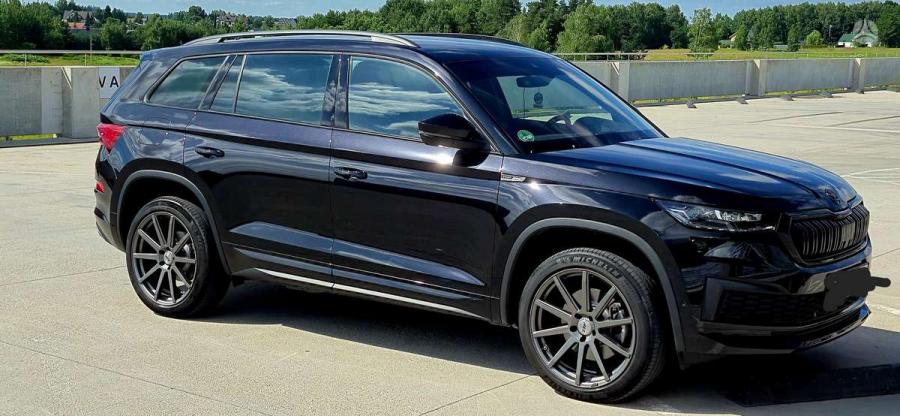 Черный Шкода Kodiaq 2023 в Вильнюс, объемом двигателя 1.97 л и пробегом 239 тыс. км за 27850 €, фото 8 на AUTOMOTO.COM.LV