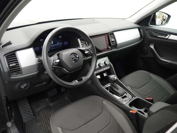 Black Skoda Kodiaq 2023 in Vilnius, with an engine capacity of 1.97 L and mileage of 103 thousand km for 25500 €, photo 9 on AUTOMOTO.COM.LV