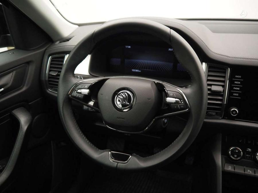 Черный Шкода Kodiaq 2023 в Вильнюс, объемом двигателя 1.97 л и пробегом 103 тыс. км за 25500 €, фото 23 на AUTOMOTO.COM.LV