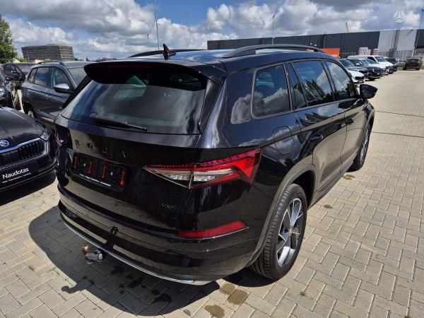 Melns Skoda Kodiaq 2023 Šauļi, ar dzinēja tilpumu 1.97 L un nobraukumu 192 tūkst. km par 28500 €, foto 4 vietnē AUTOMOTO.COM.LV