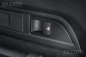 Black Skoda Kodiaq 2023 in Riga, with an engine capacity of 2.00 L and mileage of 160 thousand km for 23050 €, photo 1 on AUTOMOTO.COM.LV