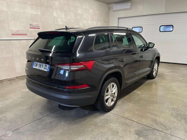 Черный Шкода Kodiaq 2023 в Мариямполе, объемом двигателя 1.50 л и пробегом 135 тыс. км за 20812 €, фото 6 на AUTOMOTO.COM.LV