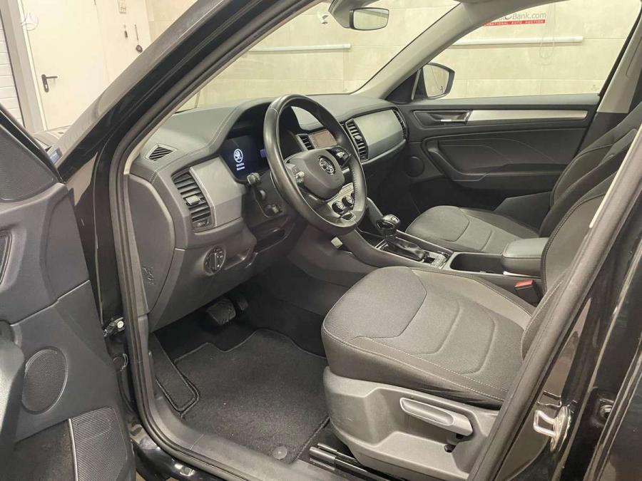 Black Skoda Kodiaq 2023 in Marijampole, with an engine capacity of 1.50 L and mileage of 135 thousand km for 20812 €, photo 8 on AUTOMOTO.COM.LV