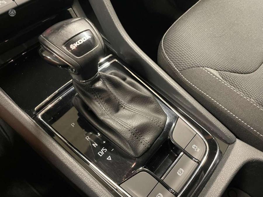 Black Skoda Kodiaq 2023 in Marijampole, with an engine capacity of 1.50 L and mileage of 135 thousand km for 20812 €, photo 10 on AUTOMOTO.COM.LV