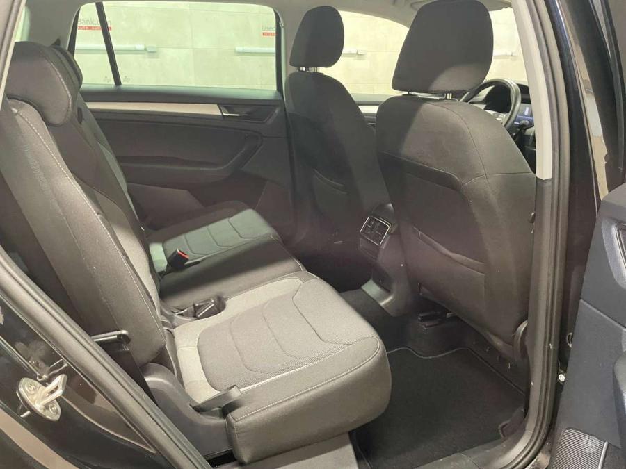 Black Skoda Kodiaq 2023 in Marijampole, with an engine capacity of 1.50 L and mileage of 135 thousand km for 20812 €, photo 15 on AUTOMOTO.COM.LV