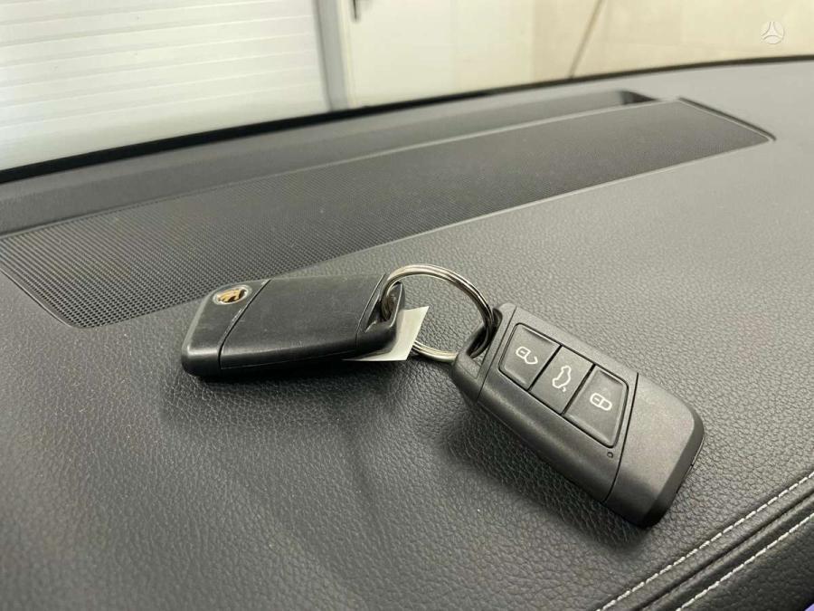 Black Skoda Kodiaq 2023 in Marijampole, with an engine capacity of 1.50 L and mileage of 135 thousand km for 20812 €, photo 16 on AUTOMOTO.COM.LV