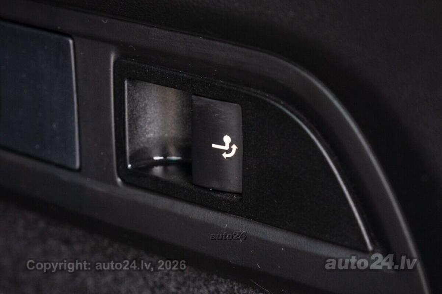 Black Skoda Kodiaq 2023 in Jelgava, with an engine capacity of 2.00 L and mileage of 158 thousand km for 29976 €, photo 8 on AUTOMOTO.COM.LV