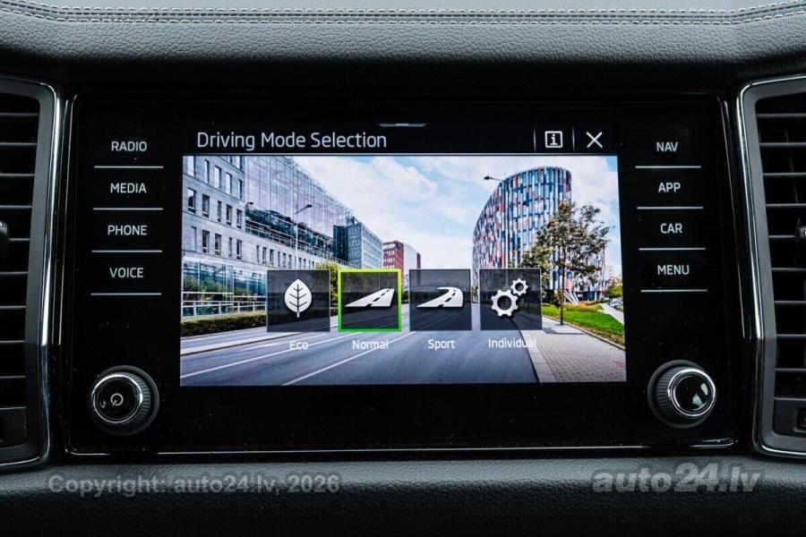 Black Skoda Kodiaq 2023 in Jelgava, with an engine capacity of 2.00 L and mileage of 158 thousand km for 29976 €, photo 19 on AUTOMOTO.COM.LV