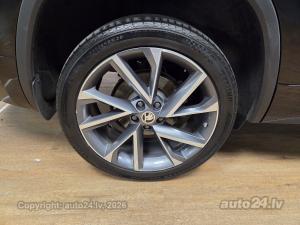 Черный Шкода Kodiaq 2023 в Таллин, объемом двигателя 2.00 л и пробегом 98 тыс. км за 30900 €, фото 23 на AUTOMOTO.COM.LV