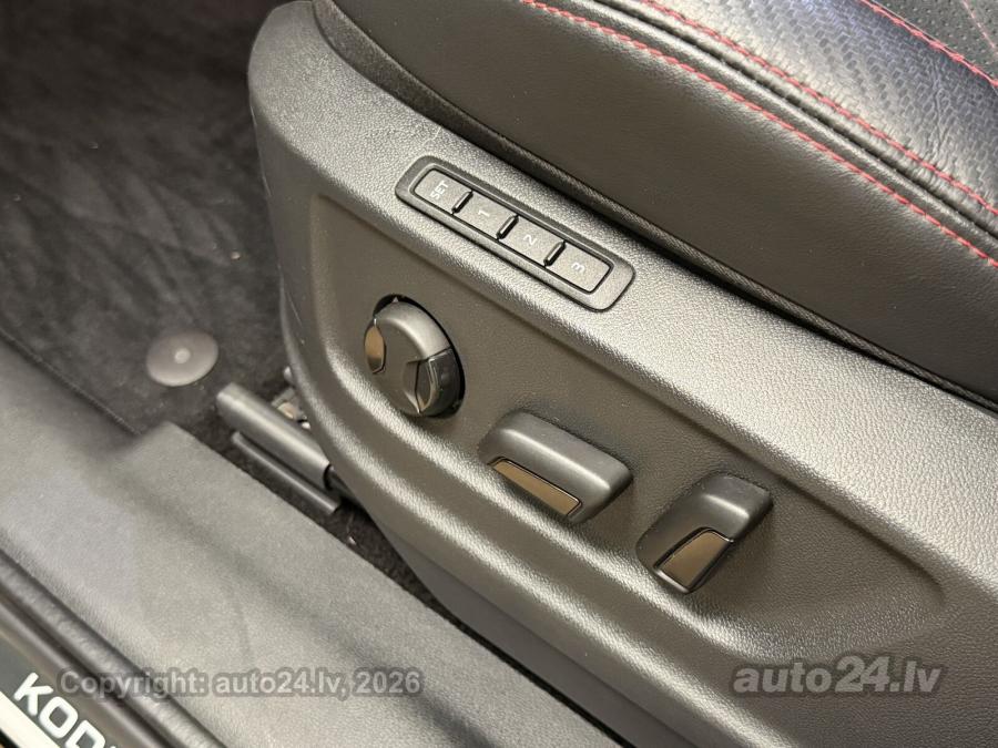 Черный Шкода Kodiaq 2023 в Таллин, объемом двигателя 2.00 л и пробегом 71 тыс. км за 34900 €, фото 16 на AUTOMOTO.COM.LV