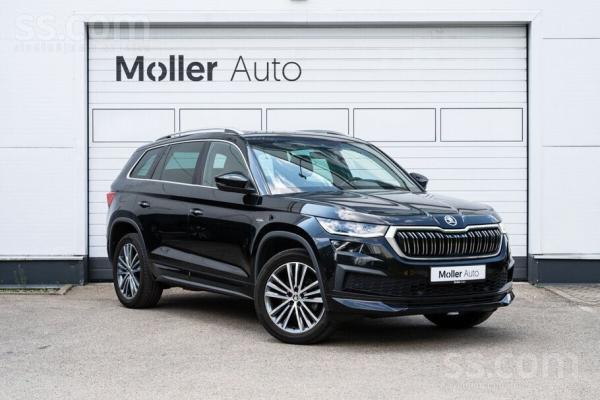Black Skoda Kodiaq 2023 in Riga, with an engine capacity of 2.00 L and mileage of 116 thousand km for 31950 €, photo 2 on AUTOMOTO.COM.LV