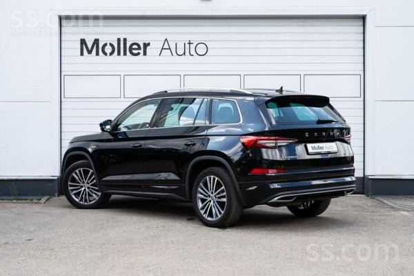 Black Skoda Kodiaq 2023 in Riga, with an engine capacity of 2.00 L and mileage of 116 thousand km for 31950 €, photo 3 on AUTOMOTO.COM.LV