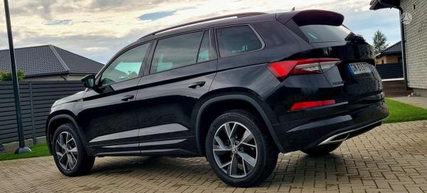 Melns Skoda Kodiaq 2023 Viļņa, ar dzinēja tilpumu 1.97 L un nobraukumu 166 tūkst. km par 24850 €, foto 4 vietnē AUTOMOTO.COM.LV