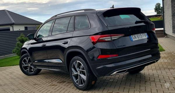 Melns Skoda Kodiaq 2023 Viļņa, ar dzinēja tilpumu 1.97 L un nobraukumu 166 tūkst. km par 24850 €, foto 6 vietnē AUTOMOTO.COM.LV